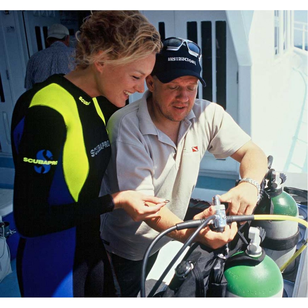 PADI Divemaster | Scuba Diving | Scuba Store